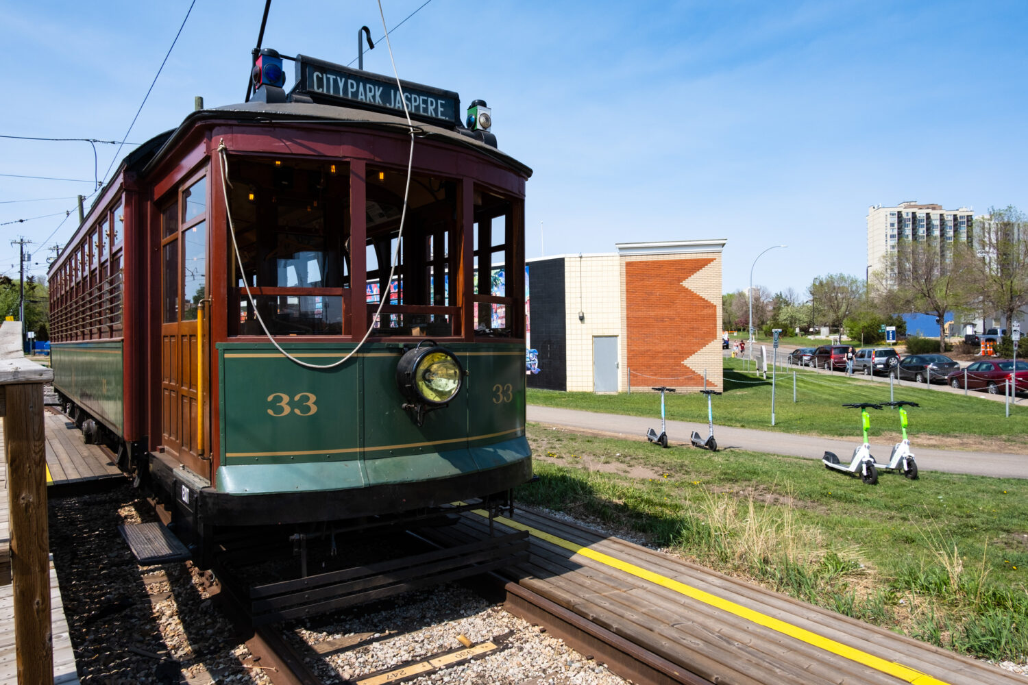 Edmonton Streetcar 33: The Highs and Lows of a Public Transit Vehicle ...