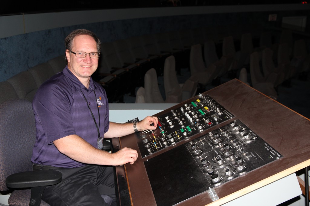 Laser Light Shows at the Edmonton Space Sciences Centre (Telus World of ...