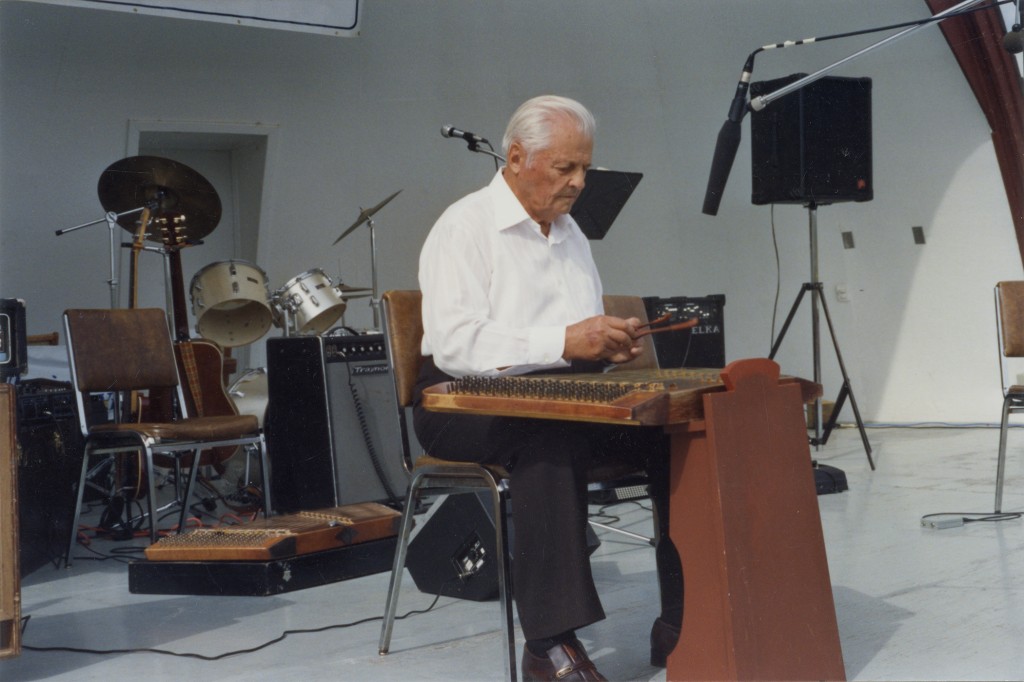 Nick Mischi: Dulcimer Master – Edmonton City as Museum Project ECAMP